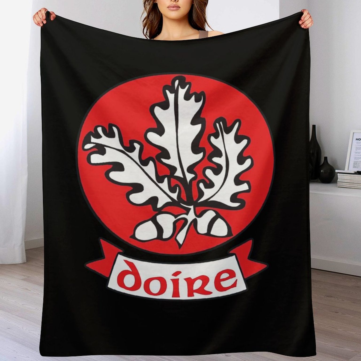 Derry GAA Plush Blanket – 50x60" Soft County Throw (White Or Black ...
